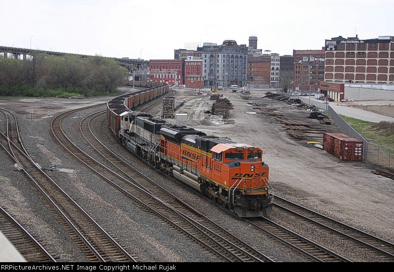 BNSF 9353
